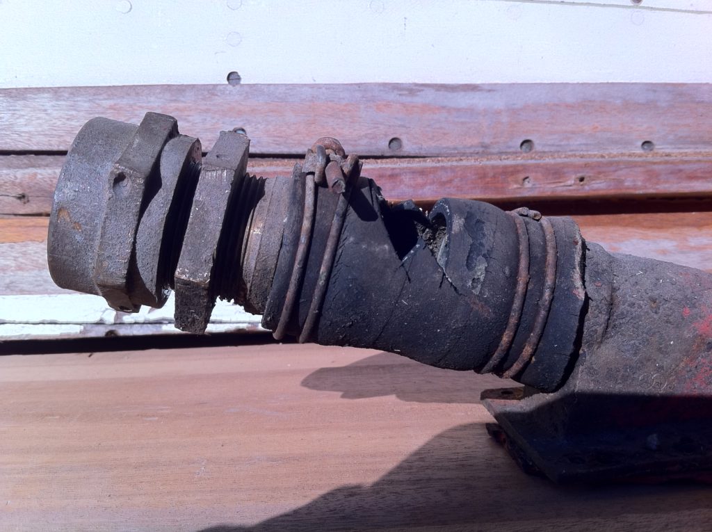 #668 Century Coronado Shaft Log | My Old Boats